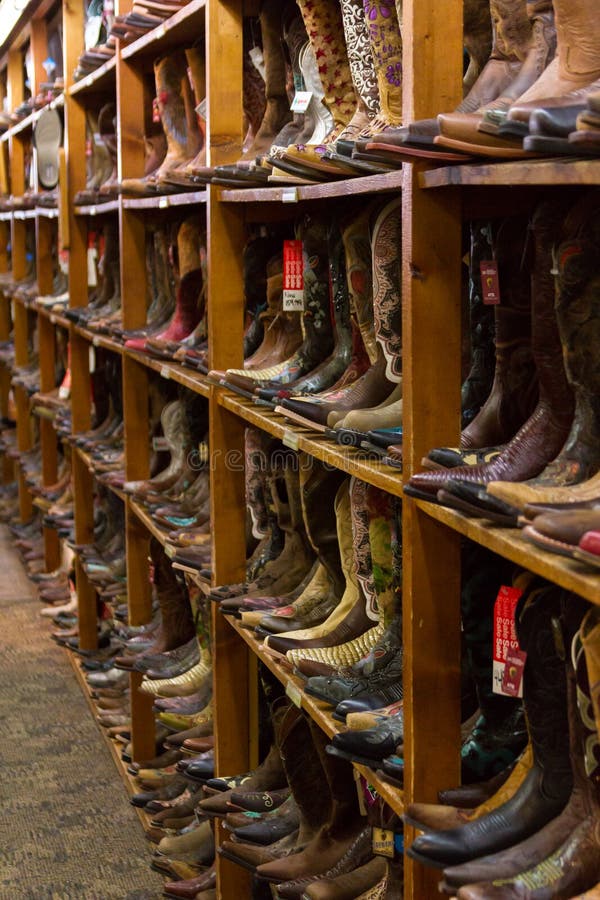 Cowboy boots editorial image. Image of shelve, shop - 283768345