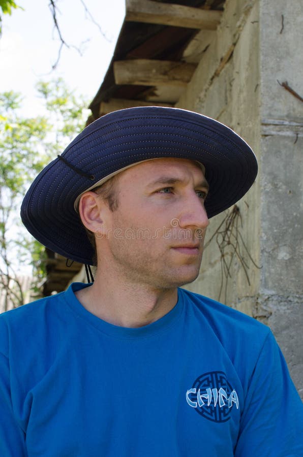 Cowboy Free Stock Photos & Pictures, Cowboy Royalty-Free and Public ...