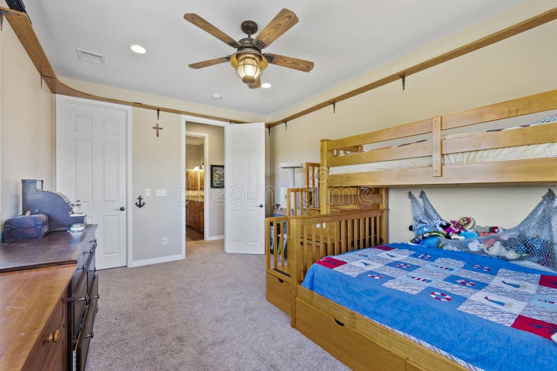 Cozy Bedroom Featuring Bunk Bed Ceiling Fan Comfort Stock Photos - Free ...