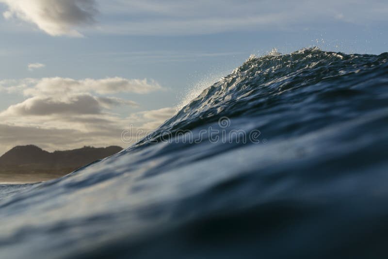 Texture de vague photo stock. Image du surf, onde, été - 78278166