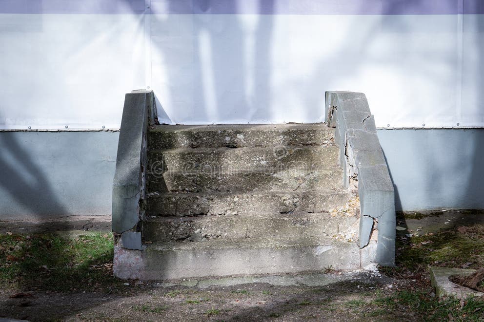 Cracked Concrete Staircase with Deteriorating Steps Stock Image - Image ...