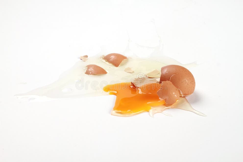 Cracked Egg on White Background Stock Image - Image of cracked, farm ...