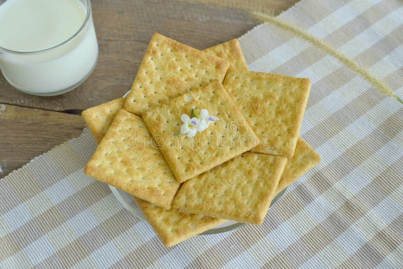 Crackers on the plate 2 stock image. Image of cracker - 94956957
