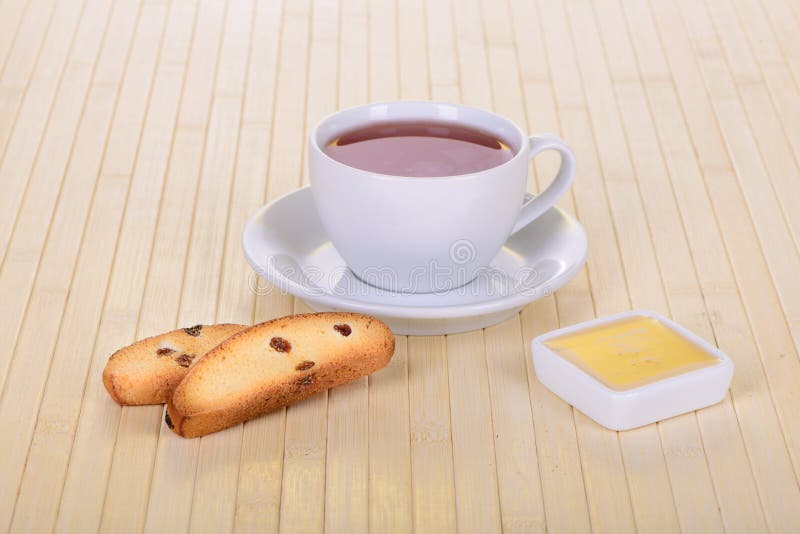 Crackers with tea stock image. Image of brown, breakfast - 32094713
