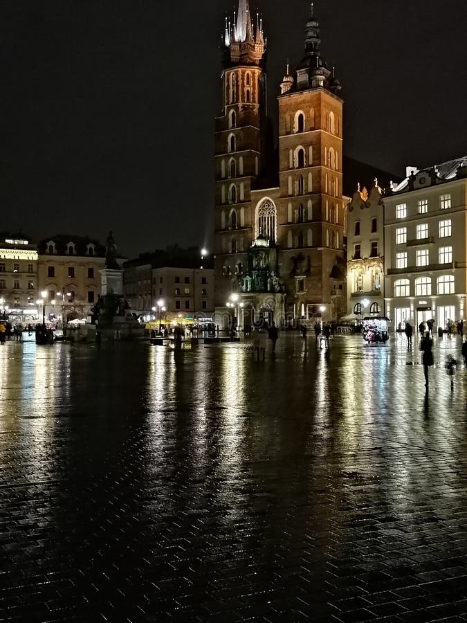 Cracow Main Square at Night Stock Photo - Image of river, darkness ...