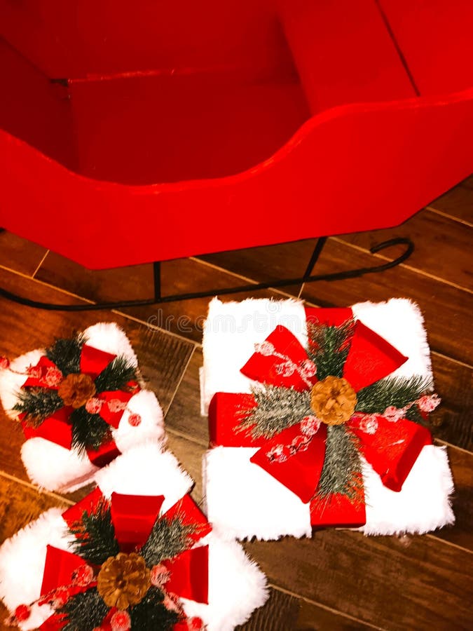 Crafted sleigh stock photo. Image of craftsmanship, children - 300190372