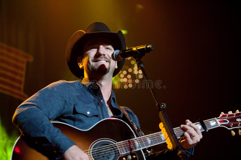 Craig Campbell editorial image. Image of craig, arco - 22434890