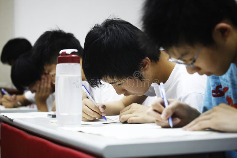 Cram school editorial photography. Image of teenagers - 19511557