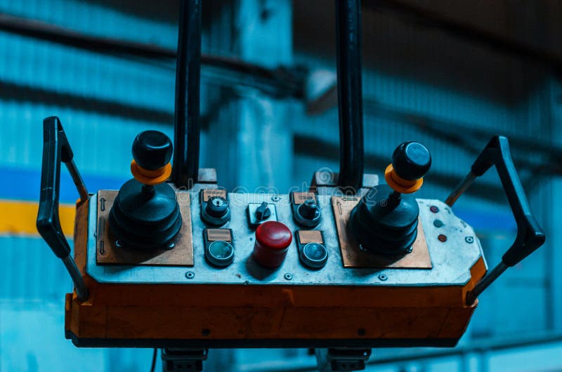 Movement Remote Control Pendant Switch for Overhead Crane in the ...