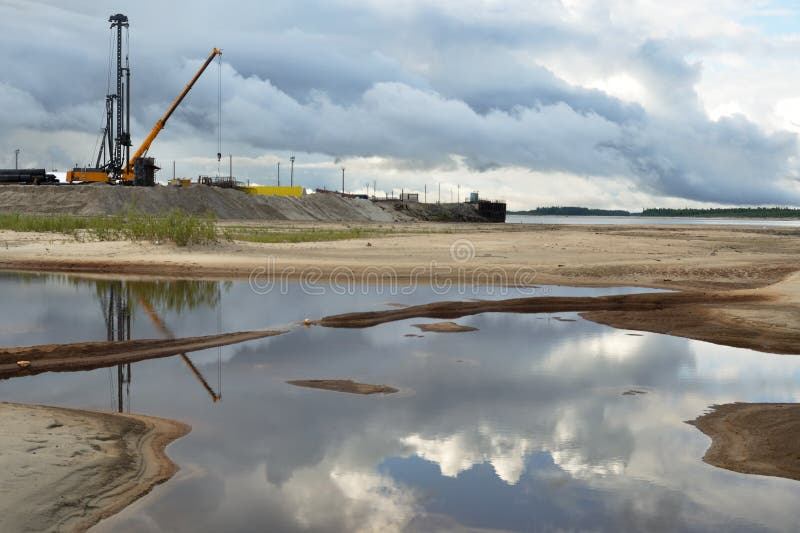 Crane and drilling machine stock image. Image of building - 21869165