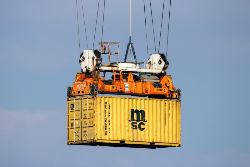 Crane port sea container editorial image. Image of boat - 138130235
