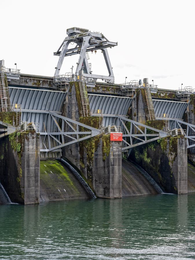A Crane Sits on Top of the Dexter Dam in Oregon, USA Stock Photo ...