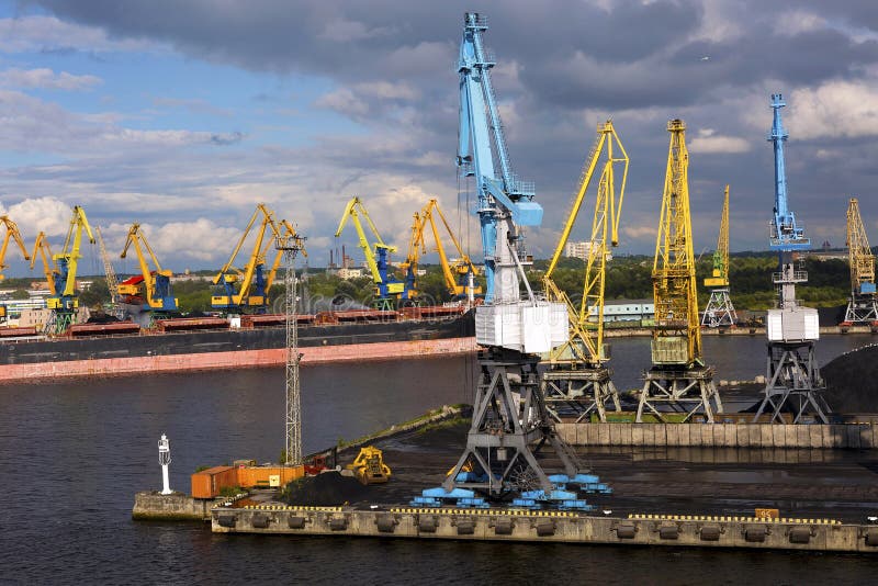 Cranes for Loading or Unloading a Bunker Tanker Editorial Image - Image ...