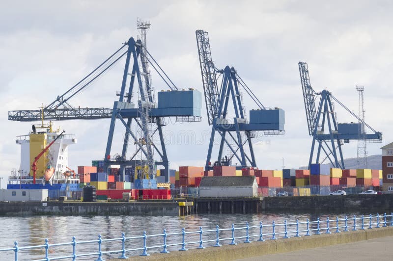 Offloading Containers Stock Photos - Free & Royalty-Free Stock Photos ...