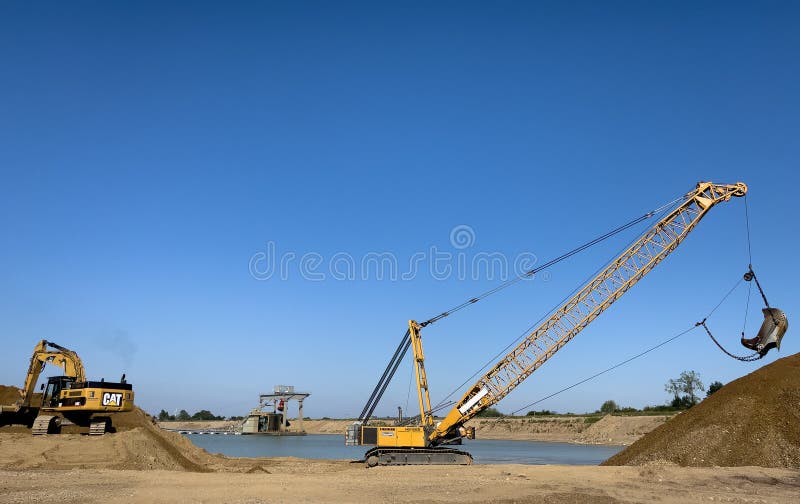 Digging Machinery Equipment Mining in Opal Mine Stock Image - Image of ...