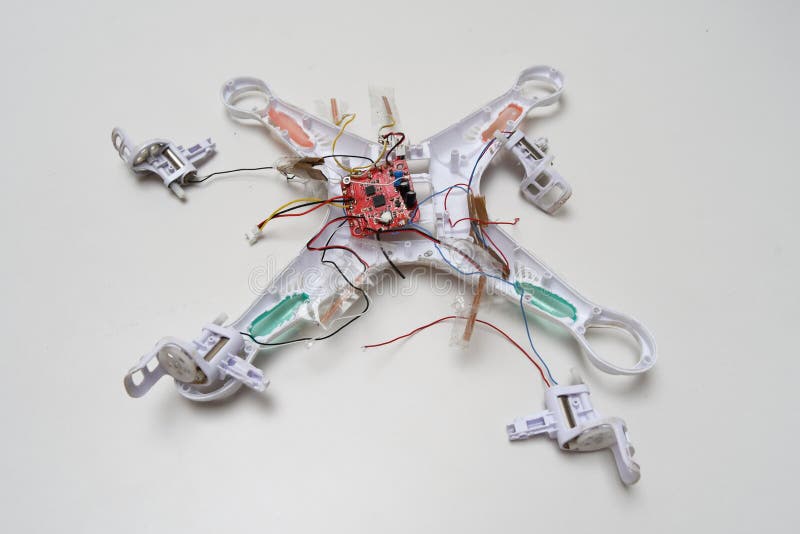 Crashed broken drone stock photo. Image of motors, aero - 178424036