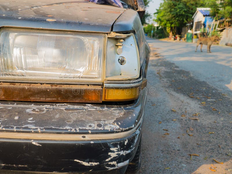 Crashed old car stock image. Image of rusty, retro, paint - 66773121