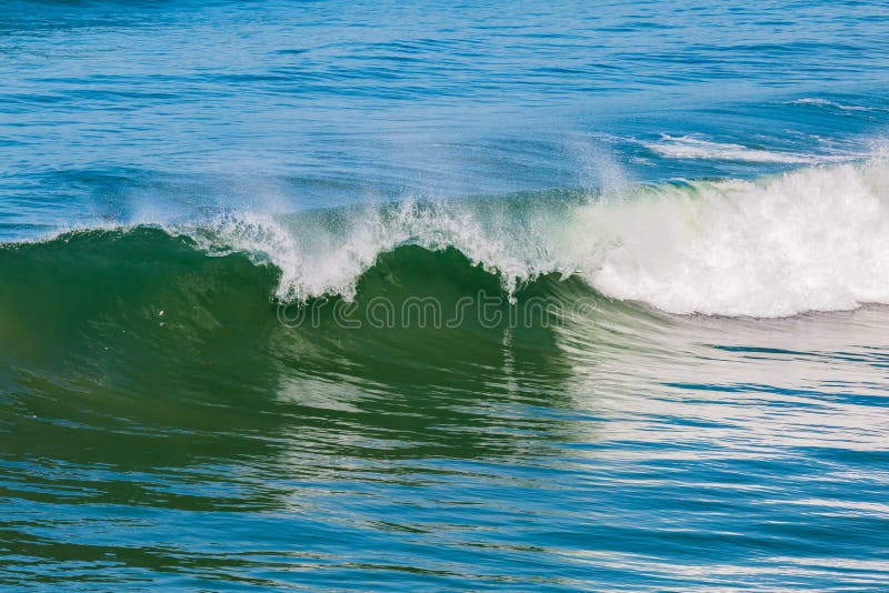 Crashing Waves in the Pacific Ocean Stock Image - Image of wave ...