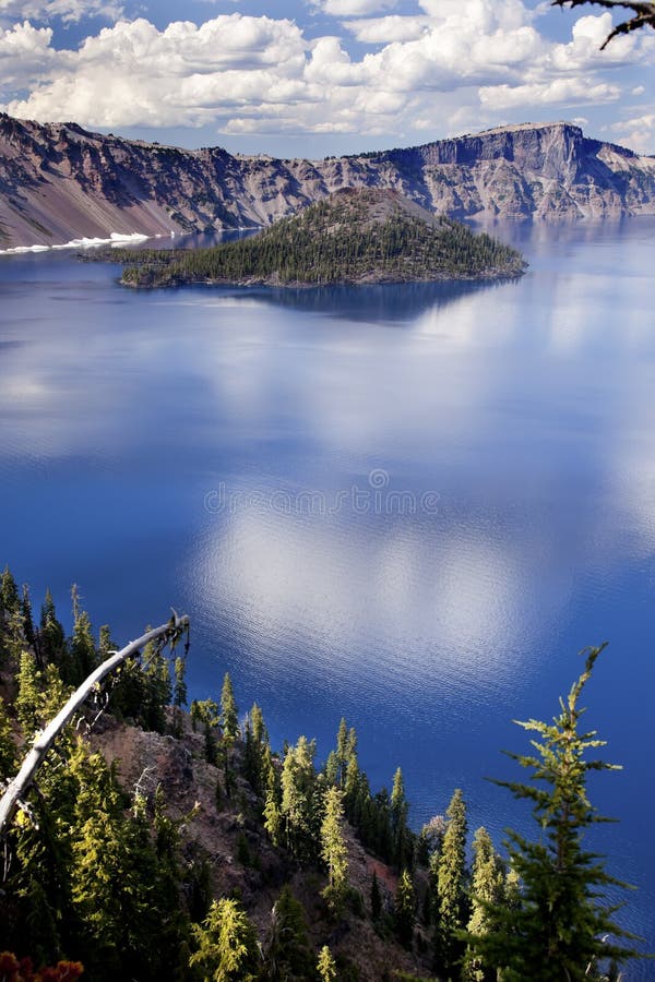 Crater Lake Reflection Blue Lake Morning Oregon Stock Image - Image of ...