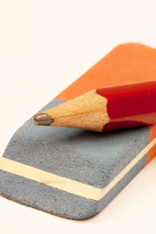 Crayon et gomme image stock. Image du matériel, caoutchouc - 45001047