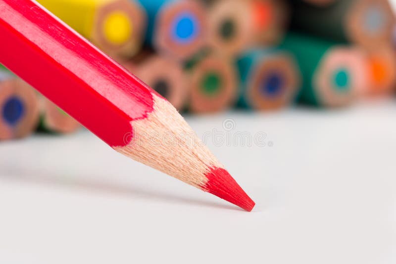 Position du crayon rouge image stock. Image du crayon - 34885575