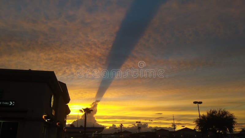 Crazy Sunset with Some Pretty Very Vivid Colors Stock Image - Image of ...