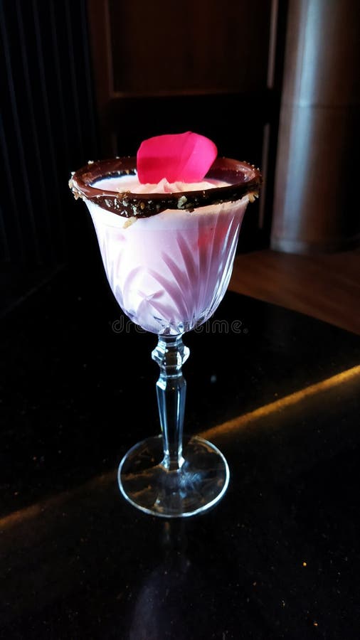 Creamy Cocktail Drink Alcohol Stock Photo - Image of drink, food: 271345322