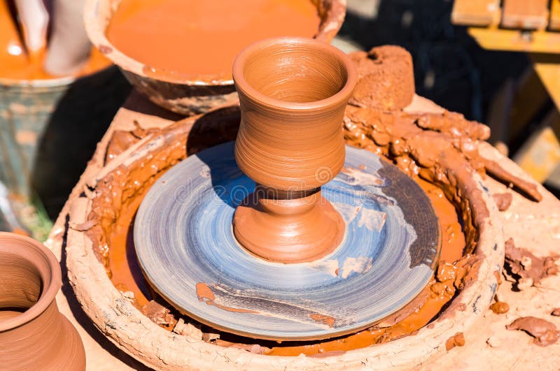 Creating an Ceramic Jar on the Circle Stock Image - Image of potter ...