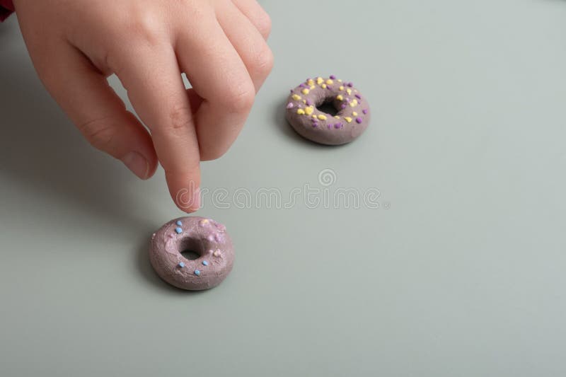 Creating a Doll Cake Donut from Air Plasticine. Children& X27;s ...