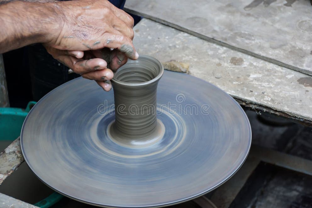 Creating an Earthen Jar on the Circle Stock Photo - Image of ceramic ...