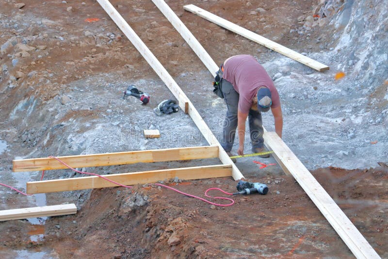 Creating House Foundation Forms Stock Image - Image of carpenter, labor ...
