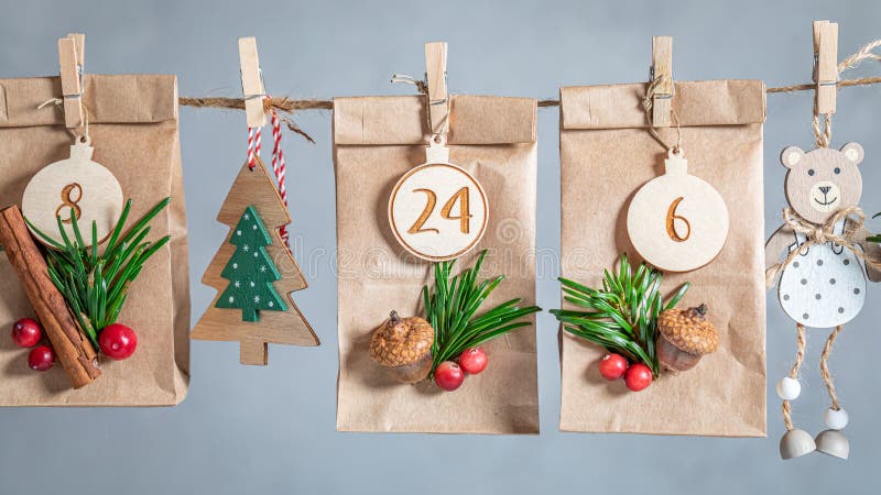 Creative Advent Calendar for Christmas As Countdown To Christmas Eve ...