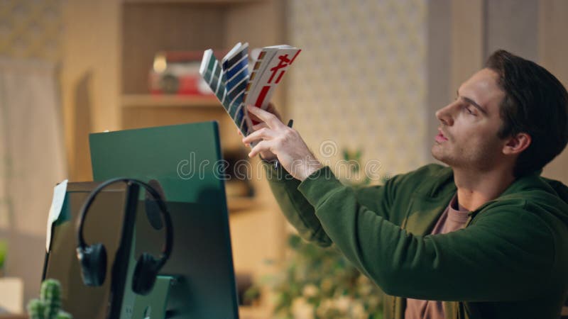 Creative Designer Showing Colour Samples Colleague Closeup. Startupers ...