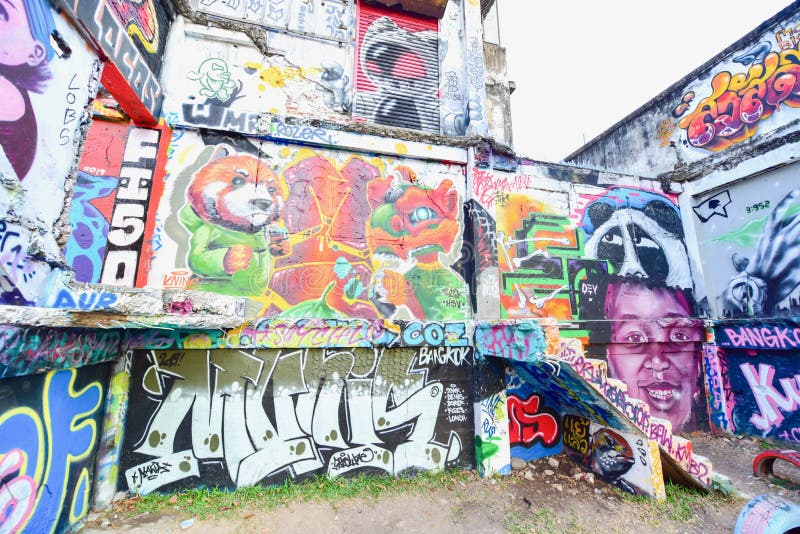 Creative Graffiti Wall at Chalermla Park Editorial Stock Image - Image ...
