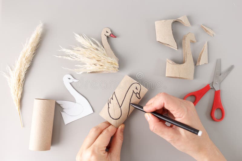 Creative Process of Making Swan Craft Figurine for Kids, DIY Dry Leaf ...