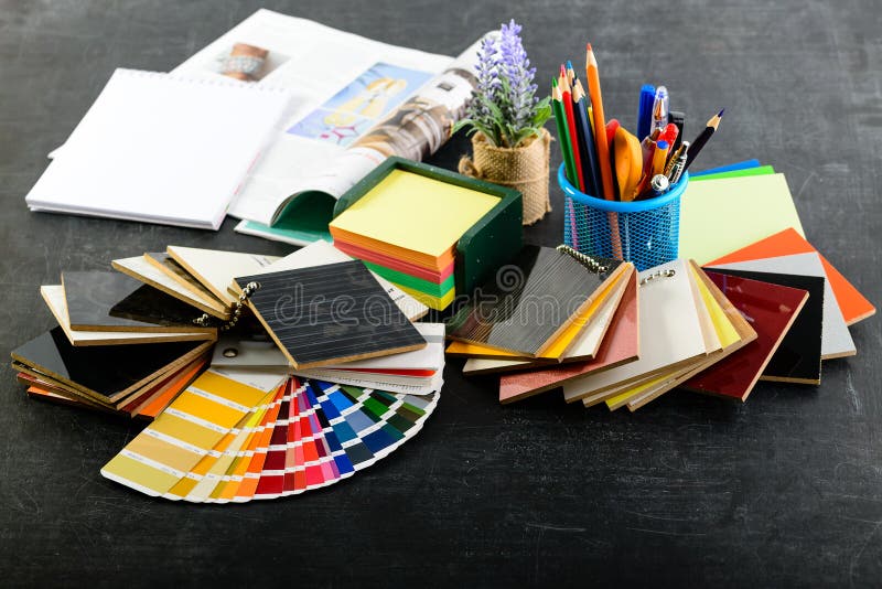 112 Color Palette Charts Color Pencils Stock Photos - Free & Royalty ...