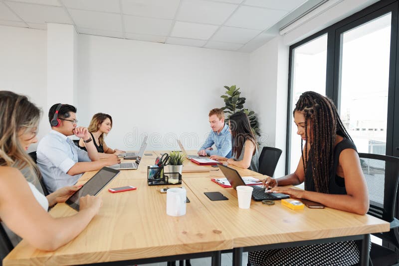 Young Team Working on Project Stock Image - Image of seminar, happiness ...
