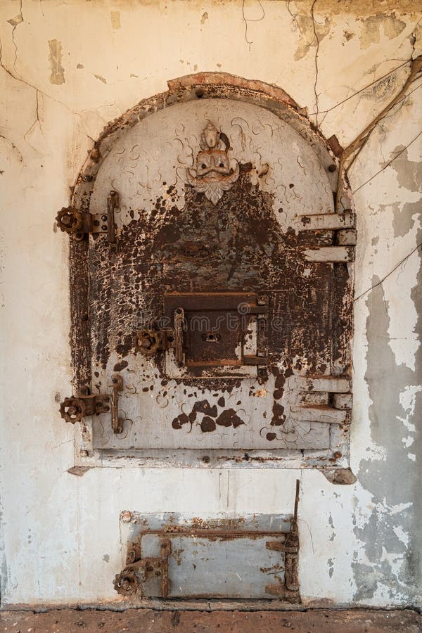 Cremation Buddhism stock image. Image of burning, coffin - 178441431