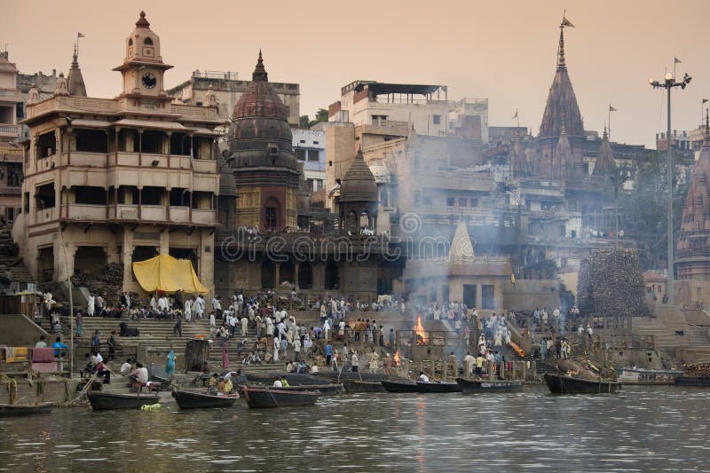 Cremation Ghats - Varanasi - India Editorial Stock Image - Image of ...
