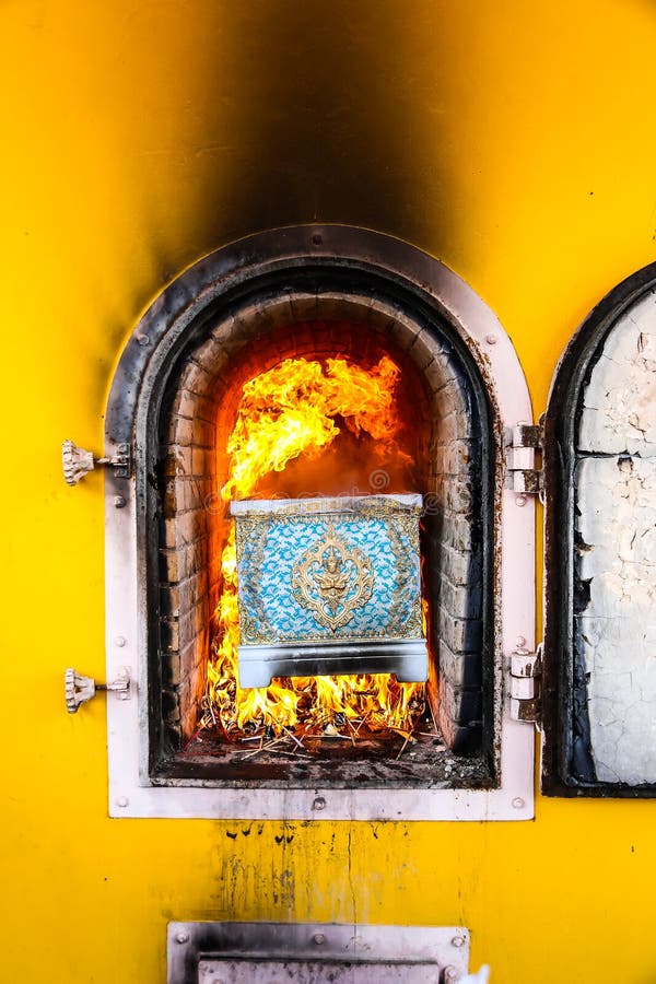 Cremation pyre Thailand. stock photo. Image of dead, rituals - 32351632