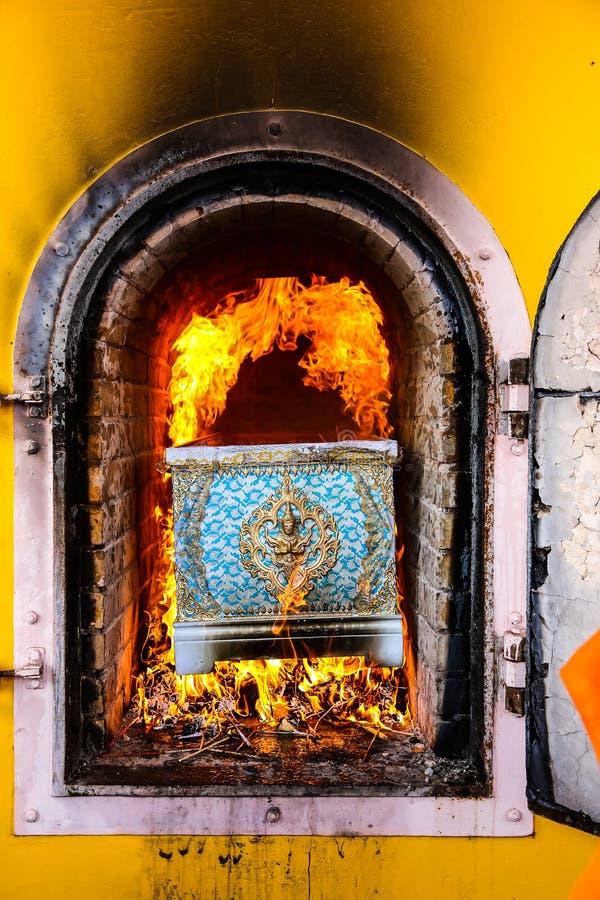 Cremation pyre Thailand. stock photo. Image of people - 32351632