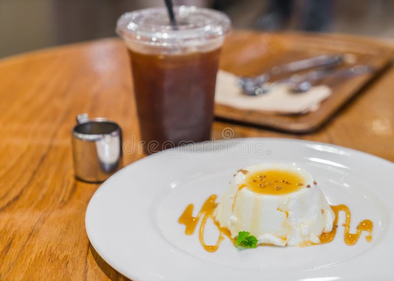 Creme Caramel Pudding, Delicious Dessert . Stock Image - Image of ...