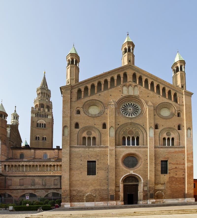 Cremona Cathedral facade stock photo. Image of narthex - 146809660