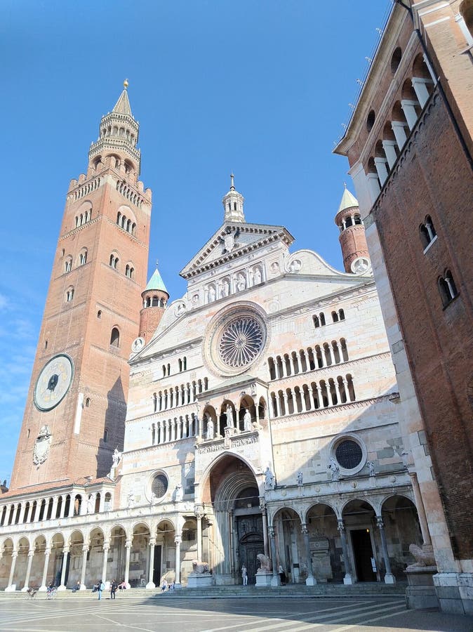 Cremona cathedral stock image. Image of lombardia, facade - 128365535