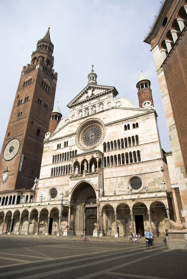 Cremona Cathedral editorial stock photo. Image of main - 54025208