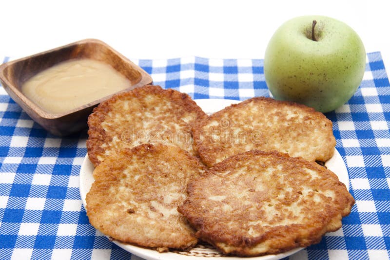 Crepe Quebradizo Cocida Al Horno Foto de archivo - Imagen de mantel ...