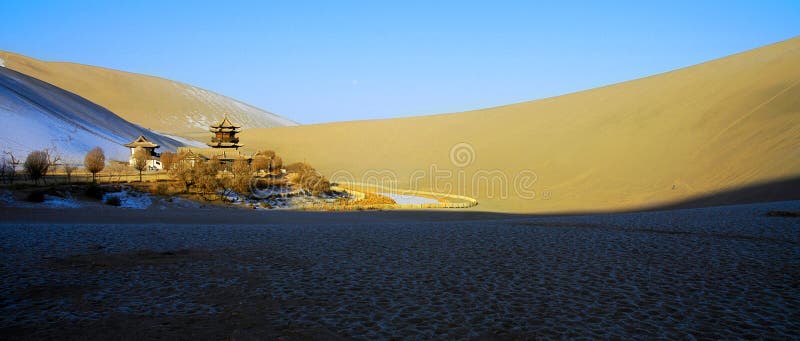 Crescent Spring, Dun Huang, China Stock Image - Image of huang, morning ...