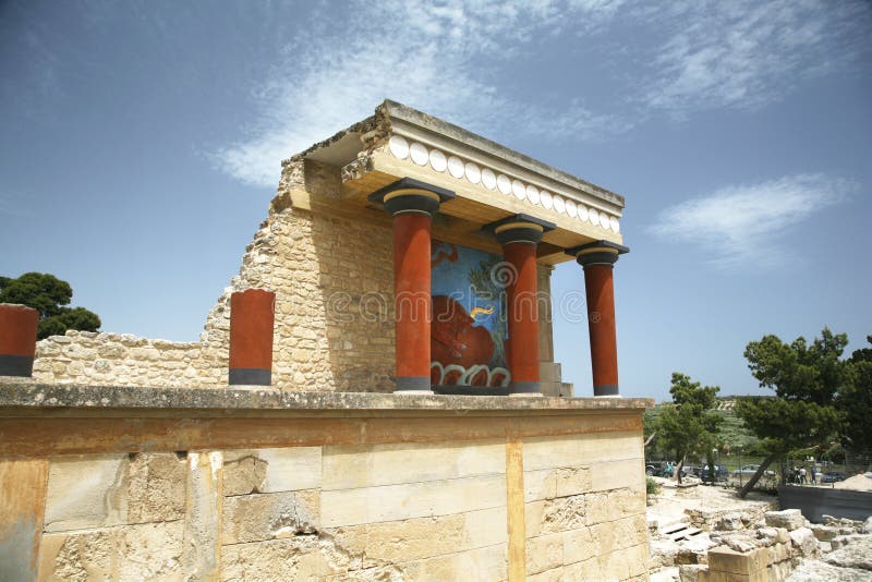 Crete knossos temple stock image. Image of stone, bull - 4167877