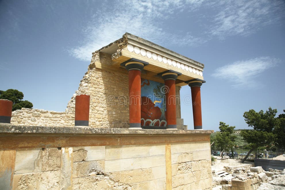 Crete knossos temple stock image. Image of stone, bull - 4167877