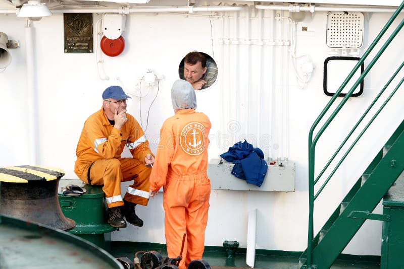 The crew during a break editorial photography. Image of aboard - 28752052